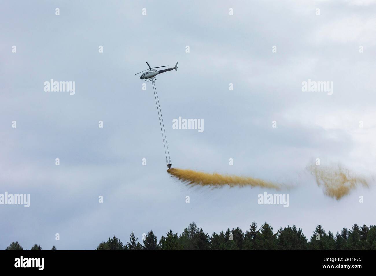 Liming water hi-res stock photography and images - Alamy