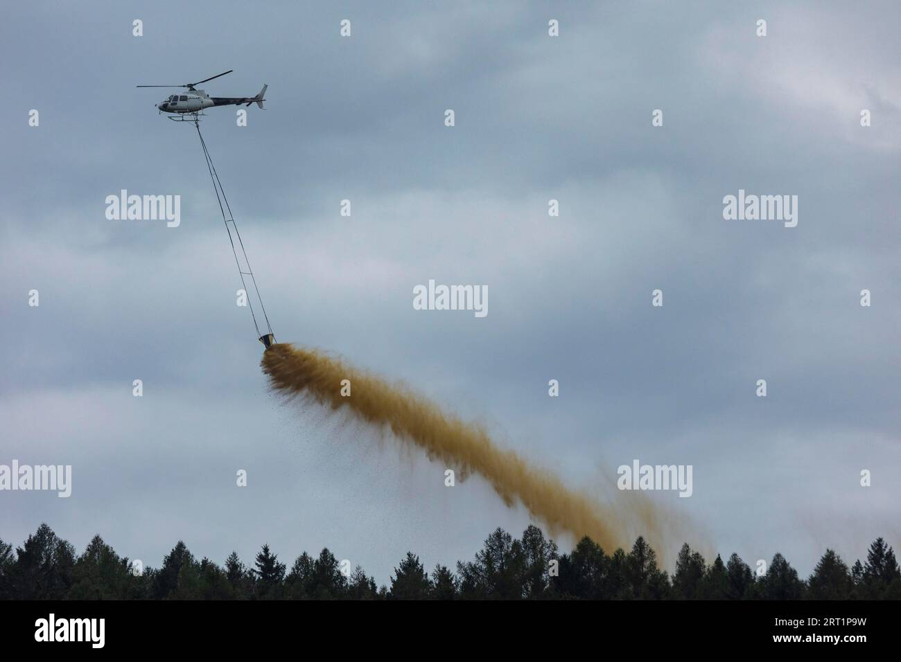 Liming water hi-res stock photography and images - Alamy