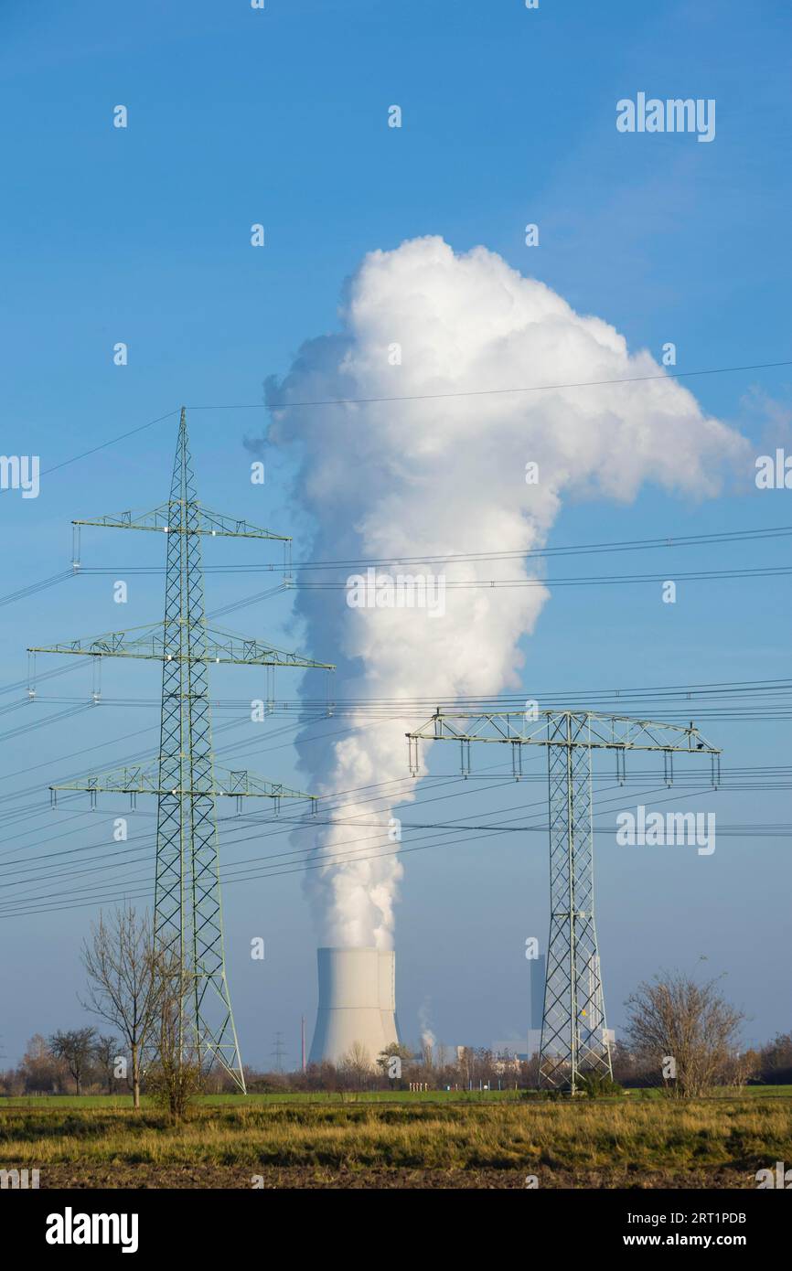 Lippendorf power station near Zwenkau with high-voltage mastsm Stock ...