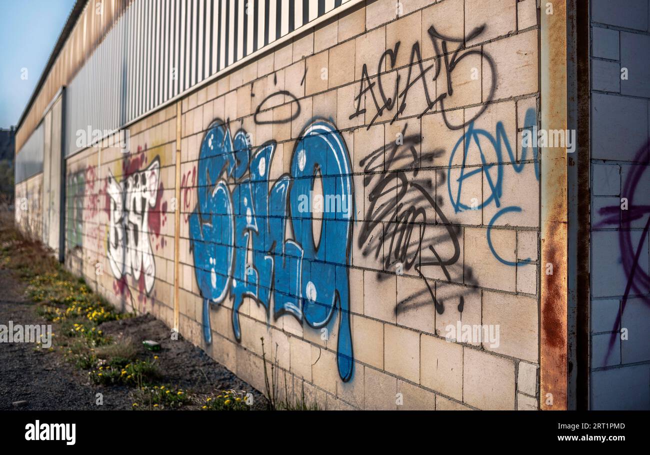 Old school graffiti hi-res stock photography and images - Alamy