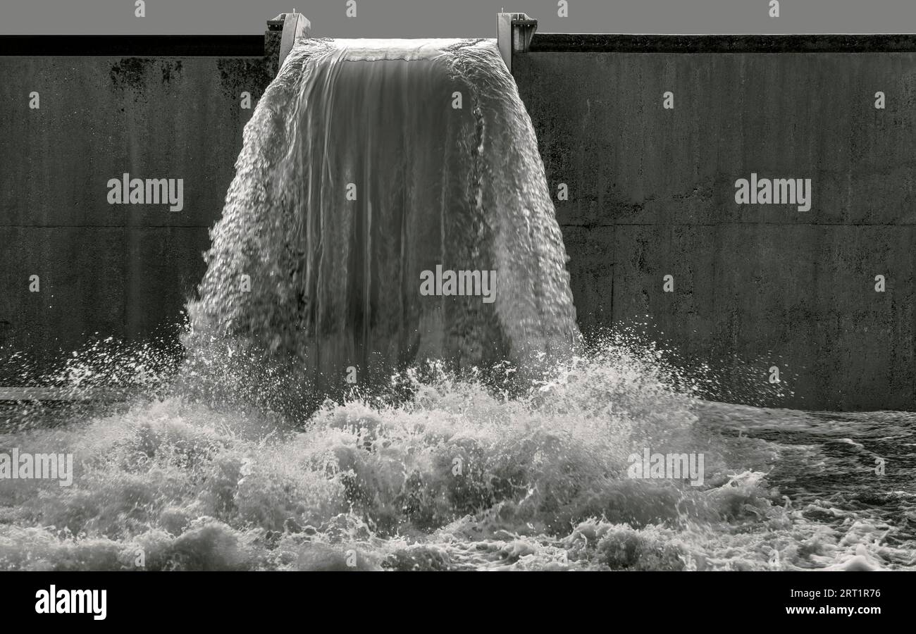 Cascade overflow hi-res stock photography and images - Alamy