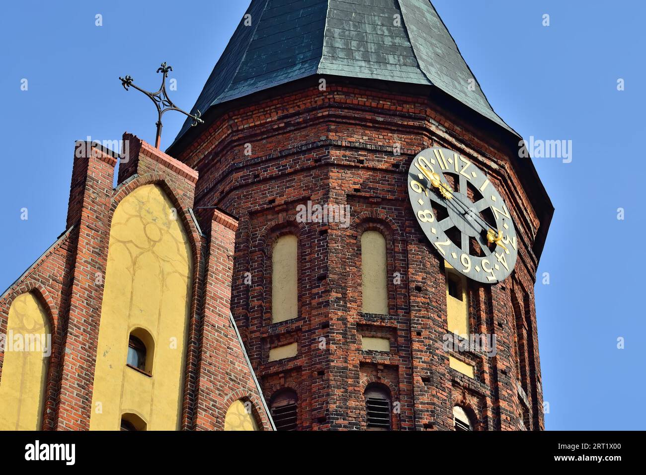 Kaliningrad, Russia, september 30, 2020: Tower of Koenigsberg Cathedral ...