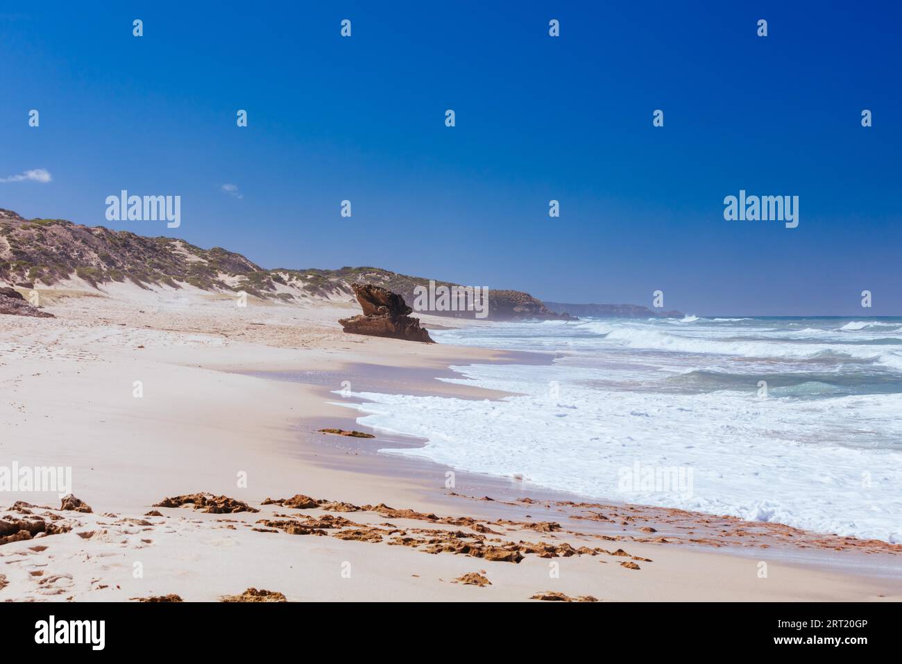 The idyllic Number Sixteen Beach on a hot summer's day in Rye, Victoria ...