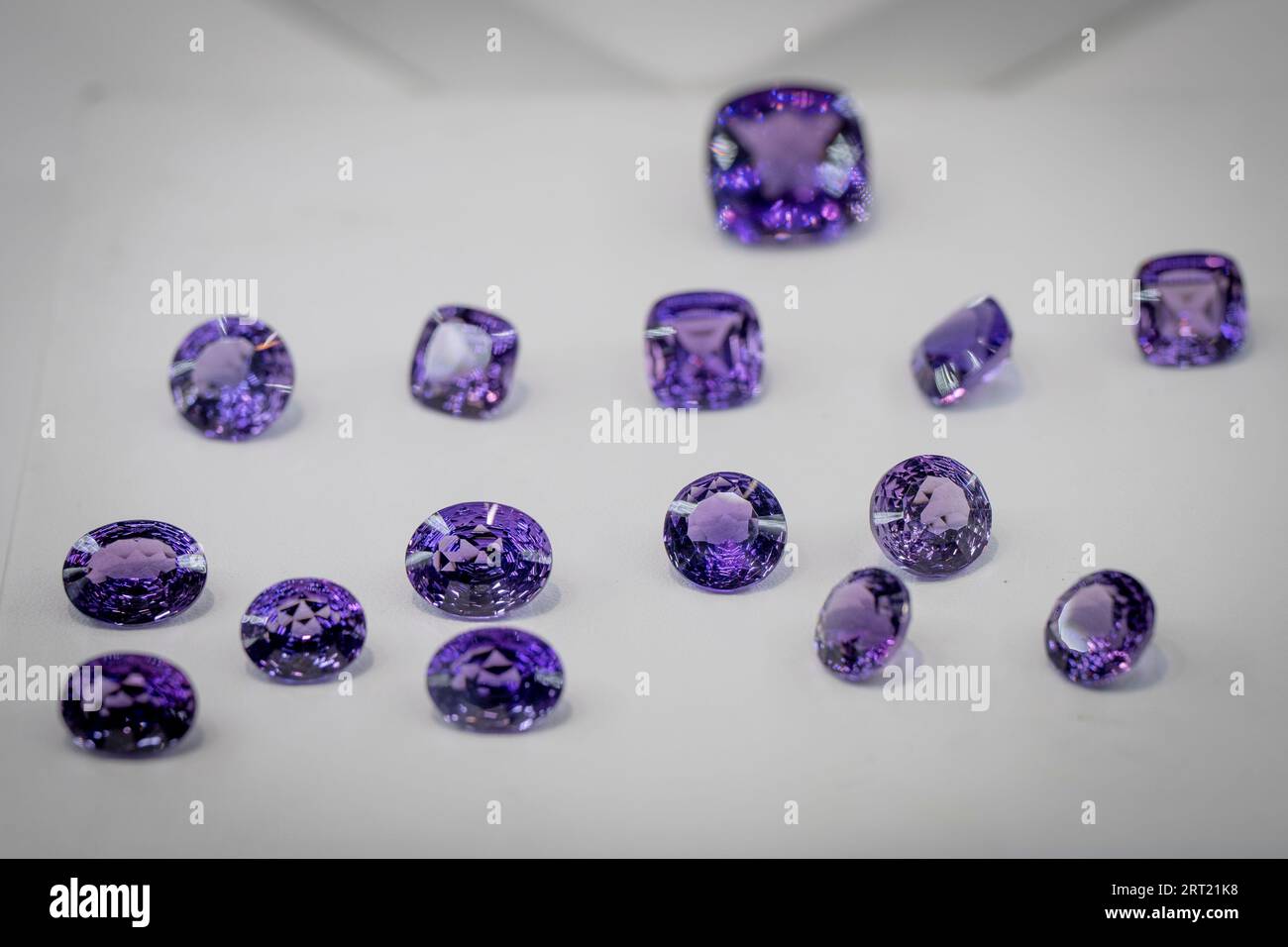 Bangkok, Bangkok, Thailand. 10th Sep, 2023. Large cut amethyst stones ...