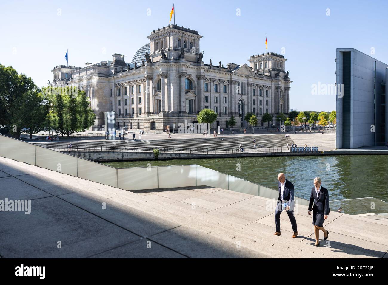 Alice luders hi-res stock photography and images - Alamy