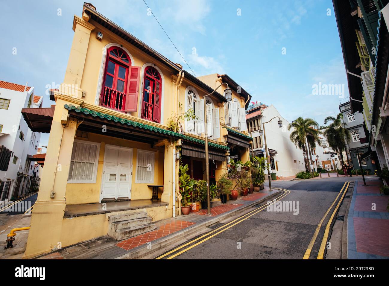 Chinatown, Singapore, November 24 2019: Iconic building architecture ...