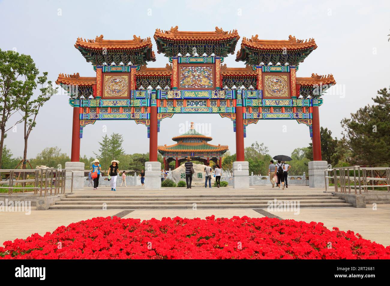 Architectural scenery of Chinese Classical Gardens Stock Photo - Alamy