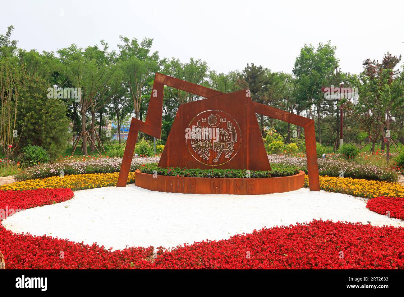Architectural scenery of Chinese Classical Gardens Stock Photo - Alamy