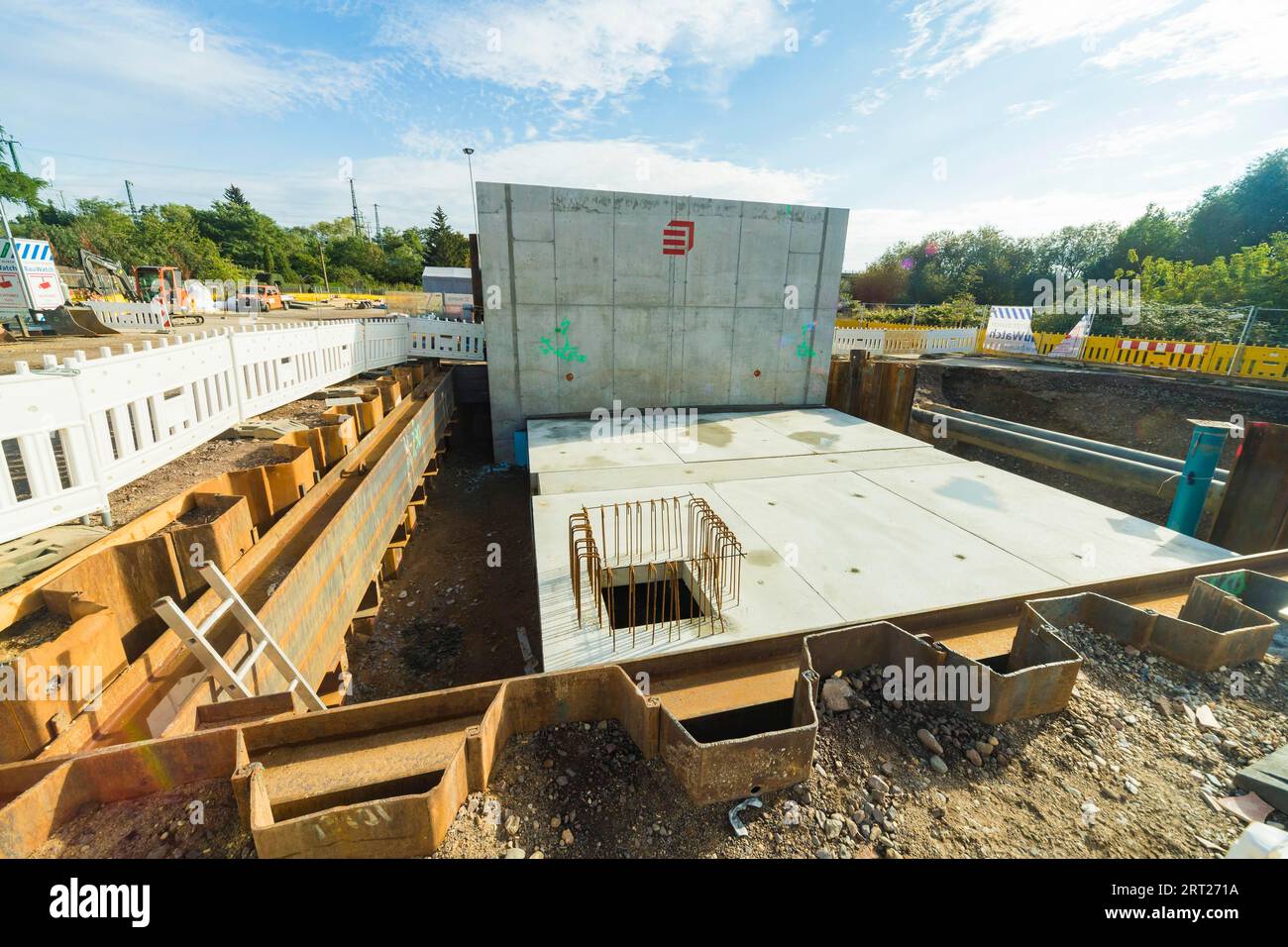 Elbe culvert hi-res stock photography and images - Alamy