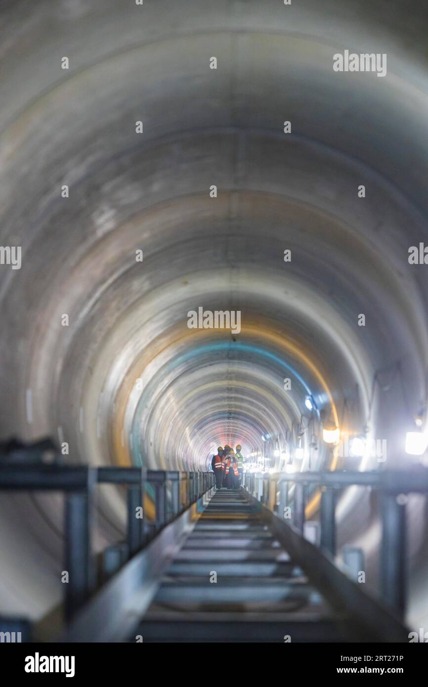 Elbe culvert hi-res stock photography and images - Alamy