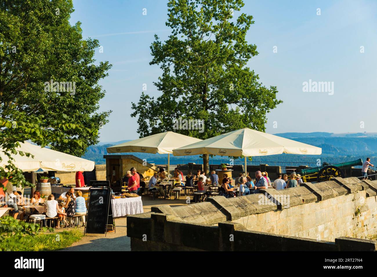 Morning picnic high above the Elbe valley, Koenigstein Fortress. The ...