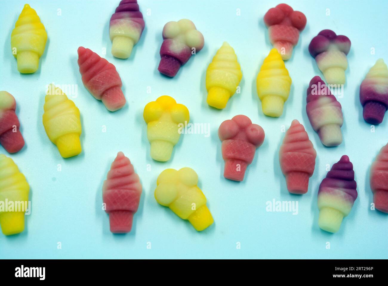 Beautiful and bright photos of sweets, candies. Jelly colored candies ...