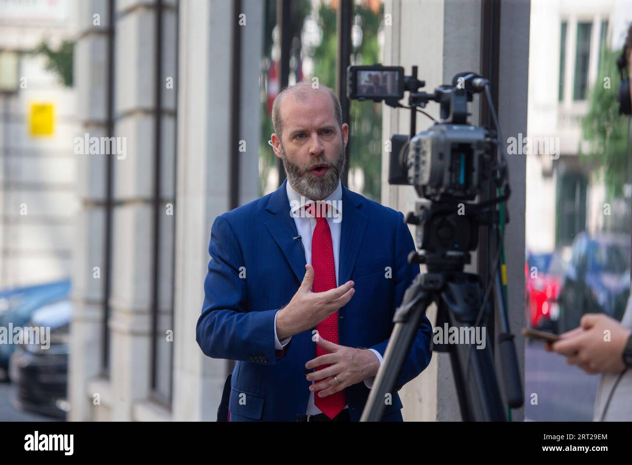 Business jonathan reynolds hi-res stock photography and images - Alamy