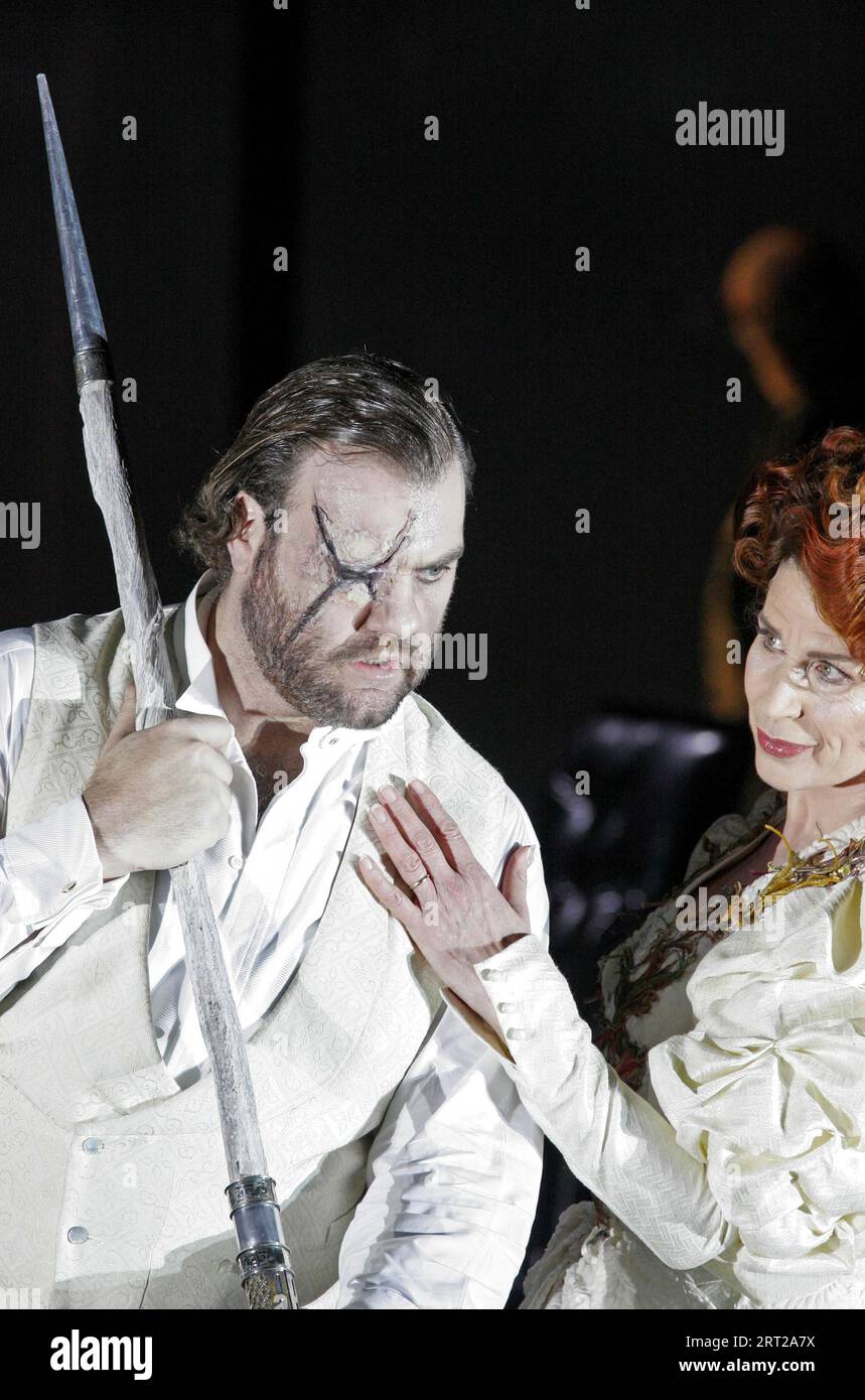 Bryn Terfel (Wotan), Rosalind Plowright (Fricka) in DAS RHEINGOLD by ...