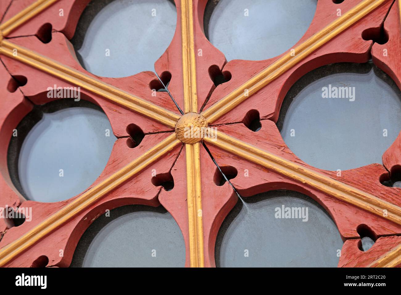 Wooden lattice windows hi-res stock photography and images - Alamy