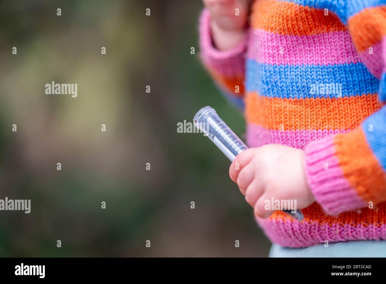 Test tube kid hi-res stock photography and images - Alamy