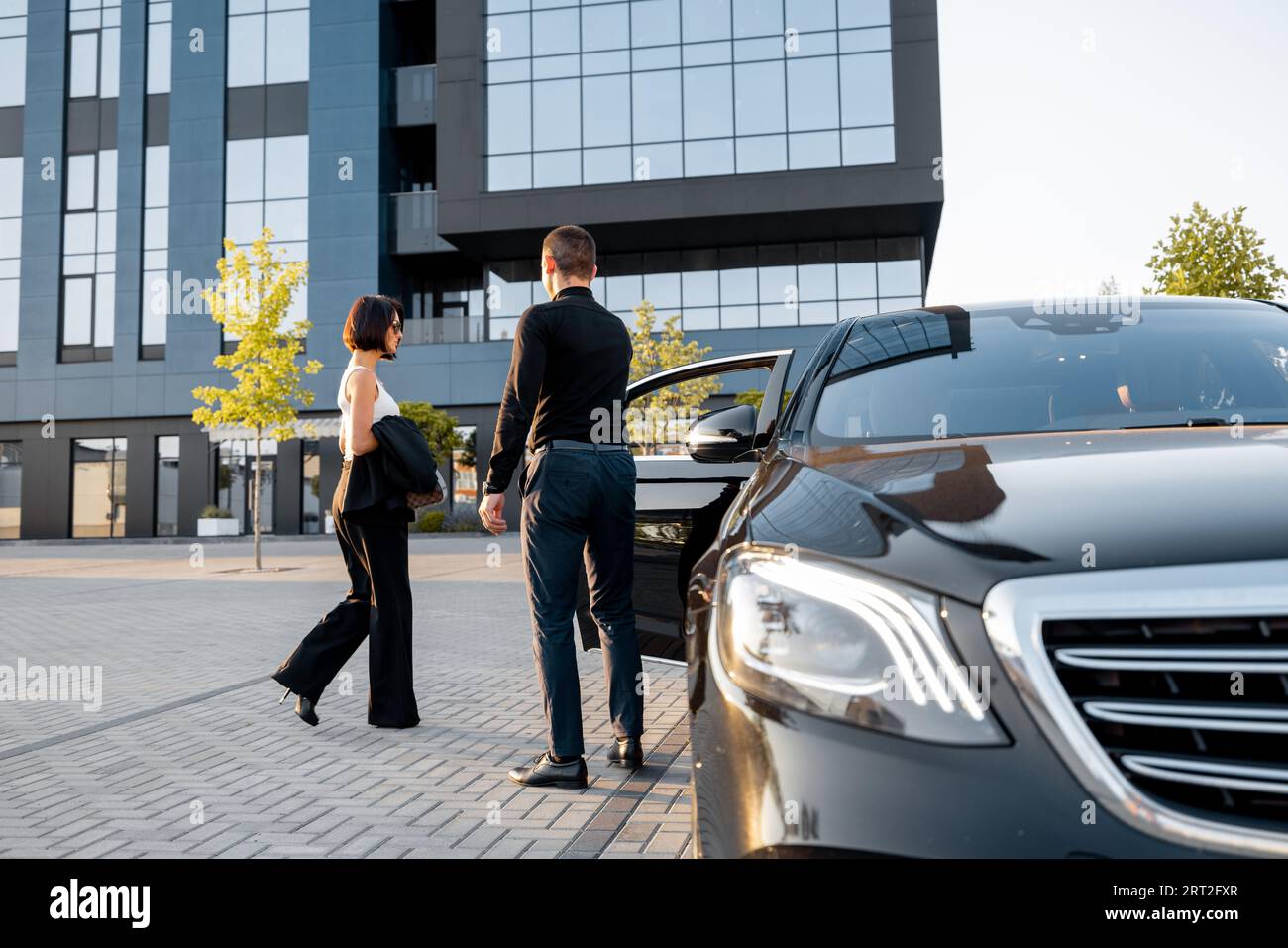Lady car chauffeur hi-res stock photography and images - Alamy