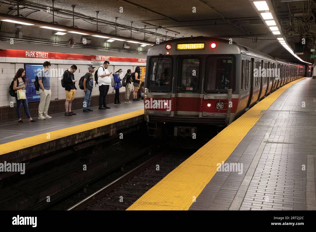 people subway platform Red Line Park Street Boston Massachusetts Stock ...