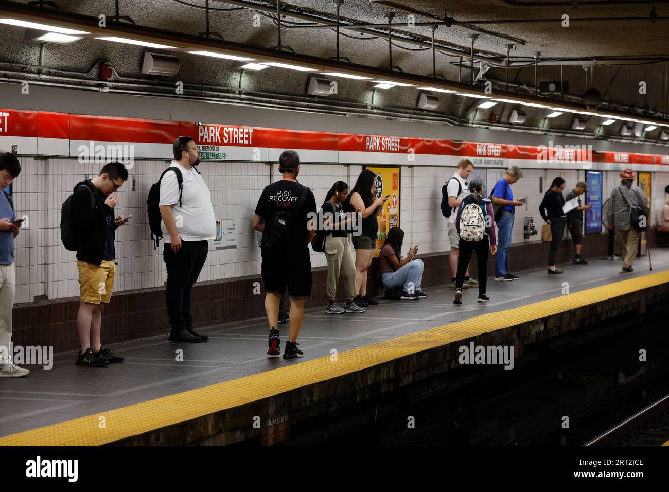 people subway platform Red Line Park Street Boston Massachusetts Stock ...