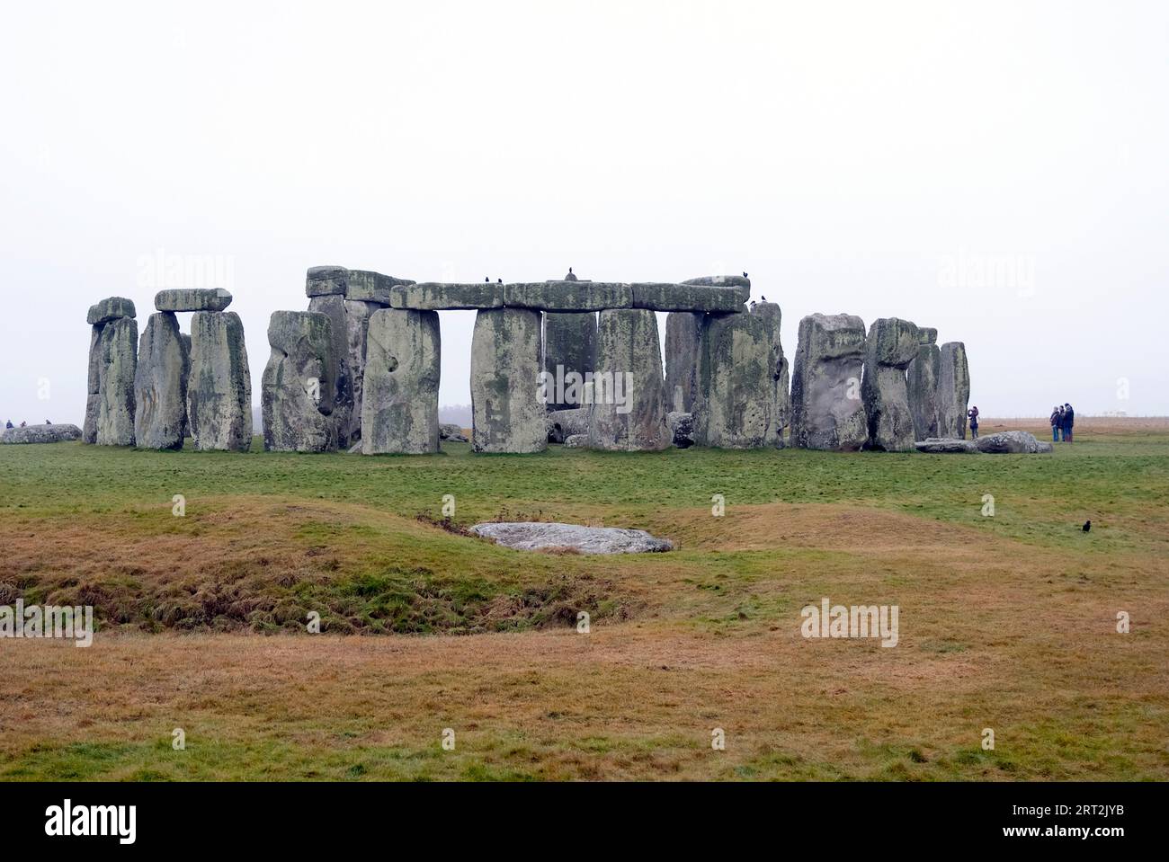 The most famous prehistoric monument in England, Stonehenge was built ...