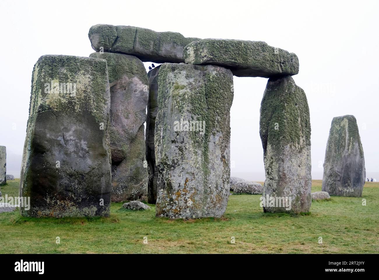 The most famous prehistoric monument in England, Stonehenge was built ...