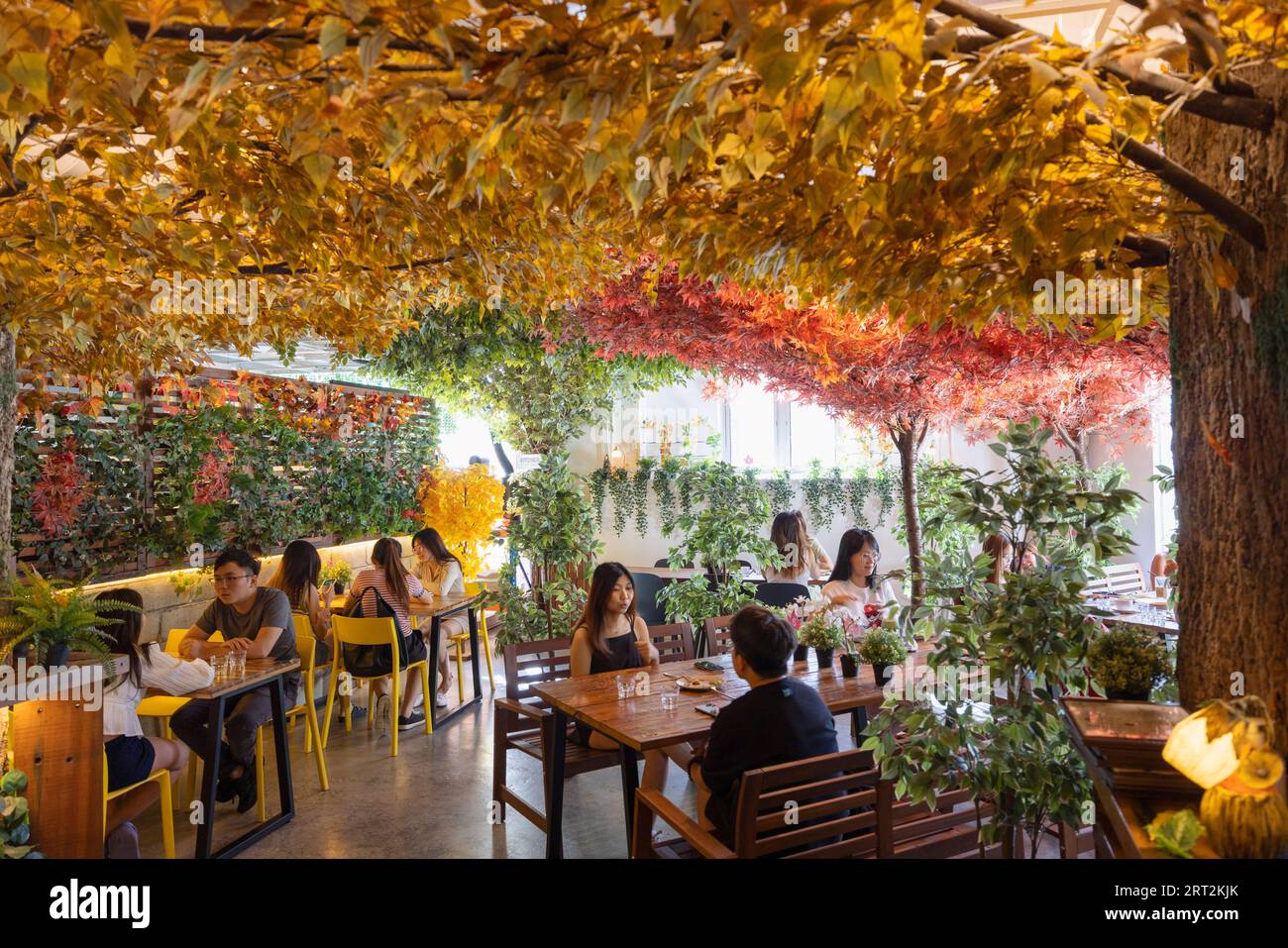 Cafe Kreams, Telok Ayer, Singapore Stock Photo - Alamy