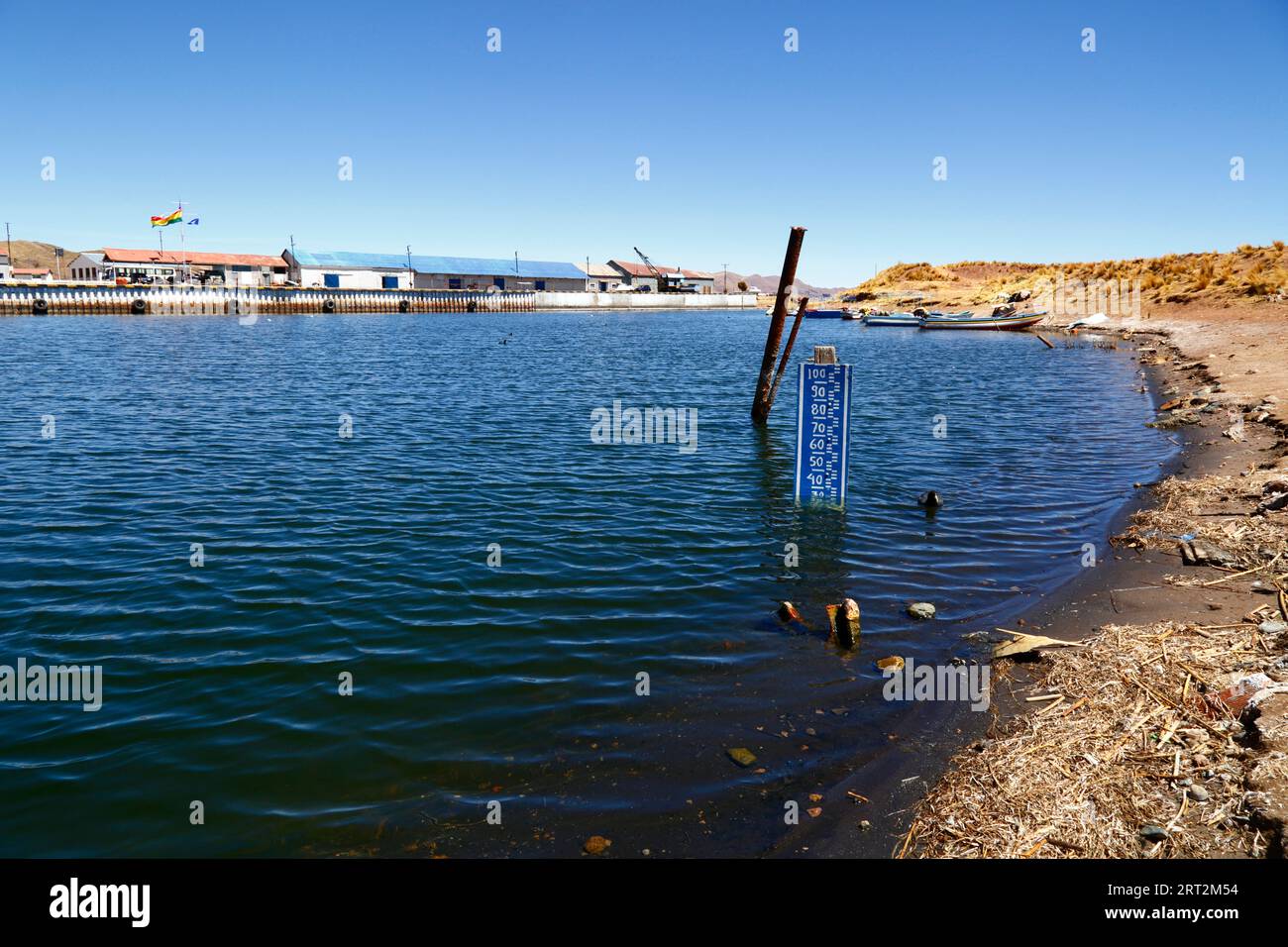 Water level gauge hi-res stock photography and images - Alamy
