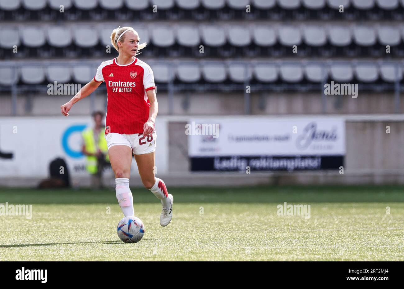 Amanda ilestedt arsenal hi-res stock photography and images - Alamy