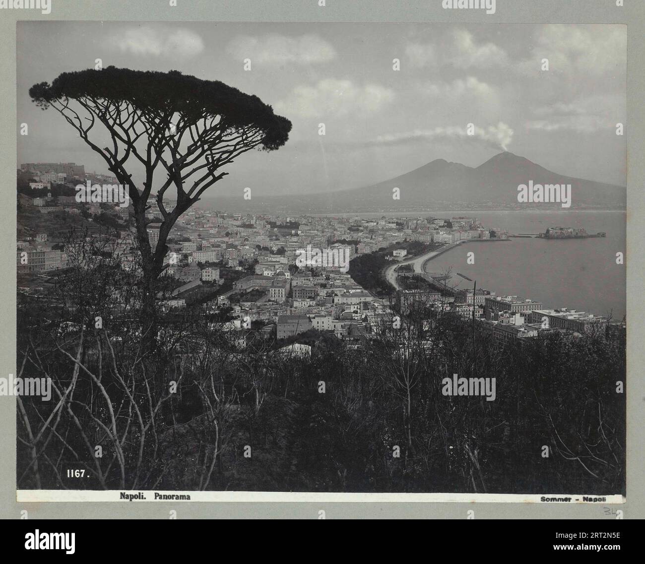 Naples 1900s hi-res stock photography and images - Alamy