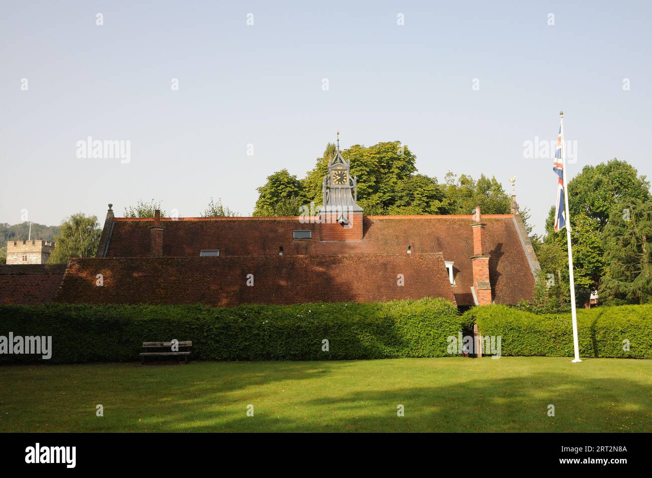 Goring village hi-res stock photography and images - Alamy
