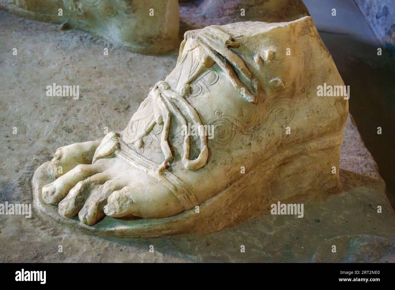 Womans temple hi-res stock photography and images - Alamy