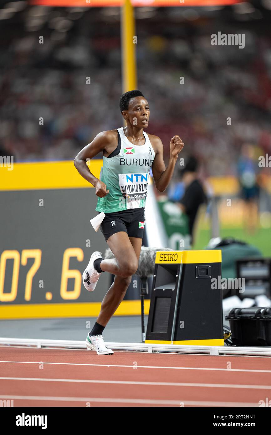 Francine Niyomukunzi participating in the 5000 meters relay at the ...