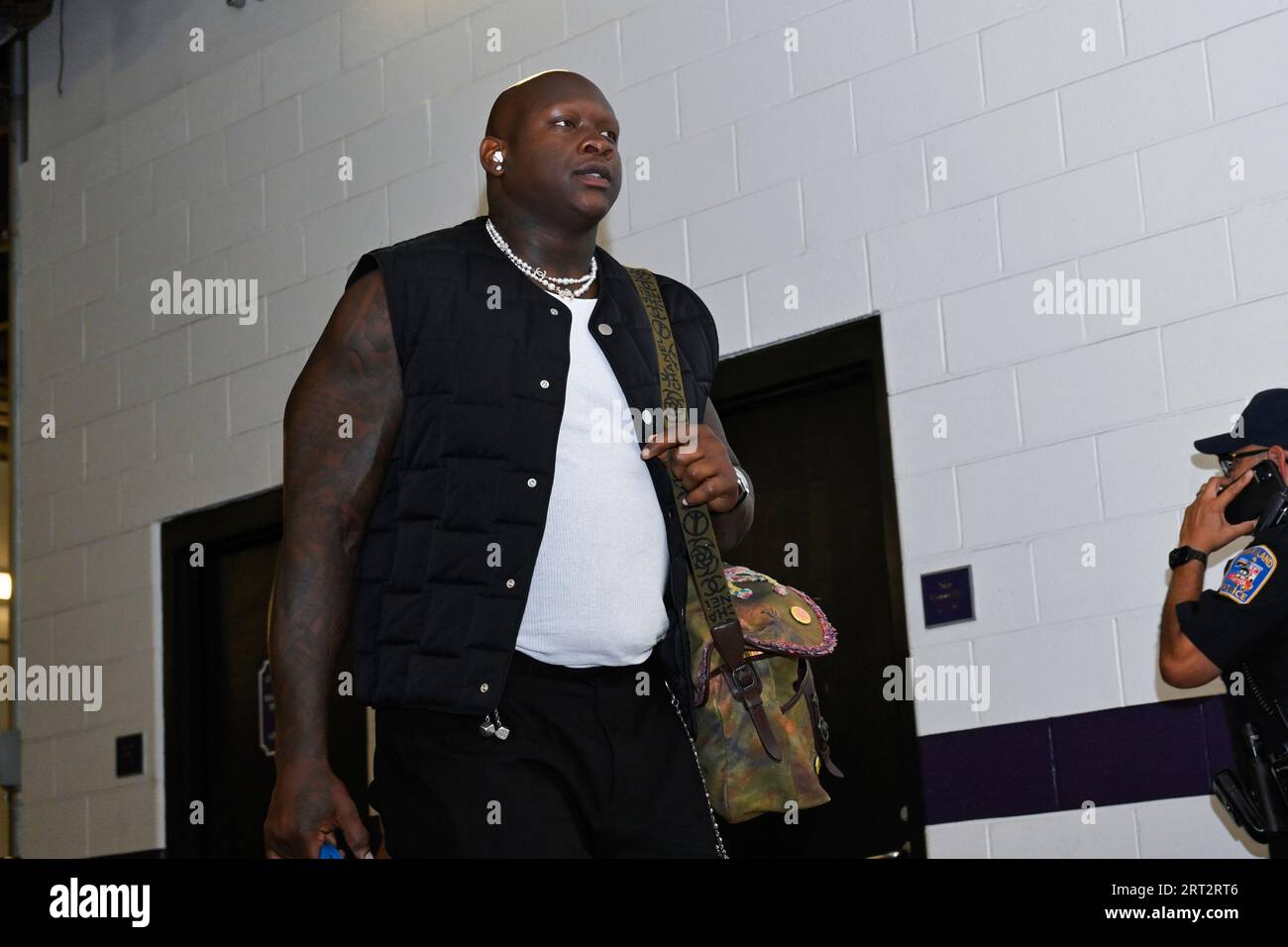 Houston Texans offensive tackle Laremy Tunsil walks through the tunnel ...