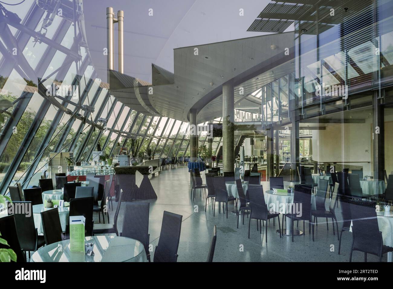 Design reflect hi-res stock photography and images - Alamy