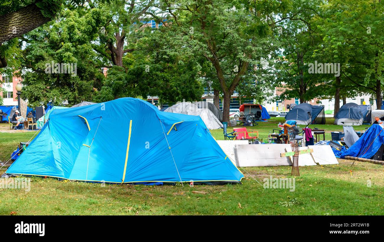 Toronto, Canada, an encampment of homeless people in the Allan Gardens ...