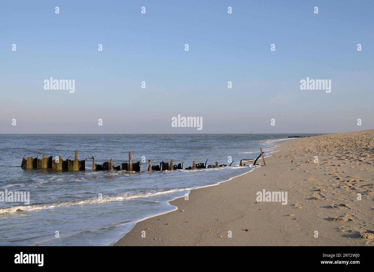 Groyne on the North Sea Stock Photo - Alamy