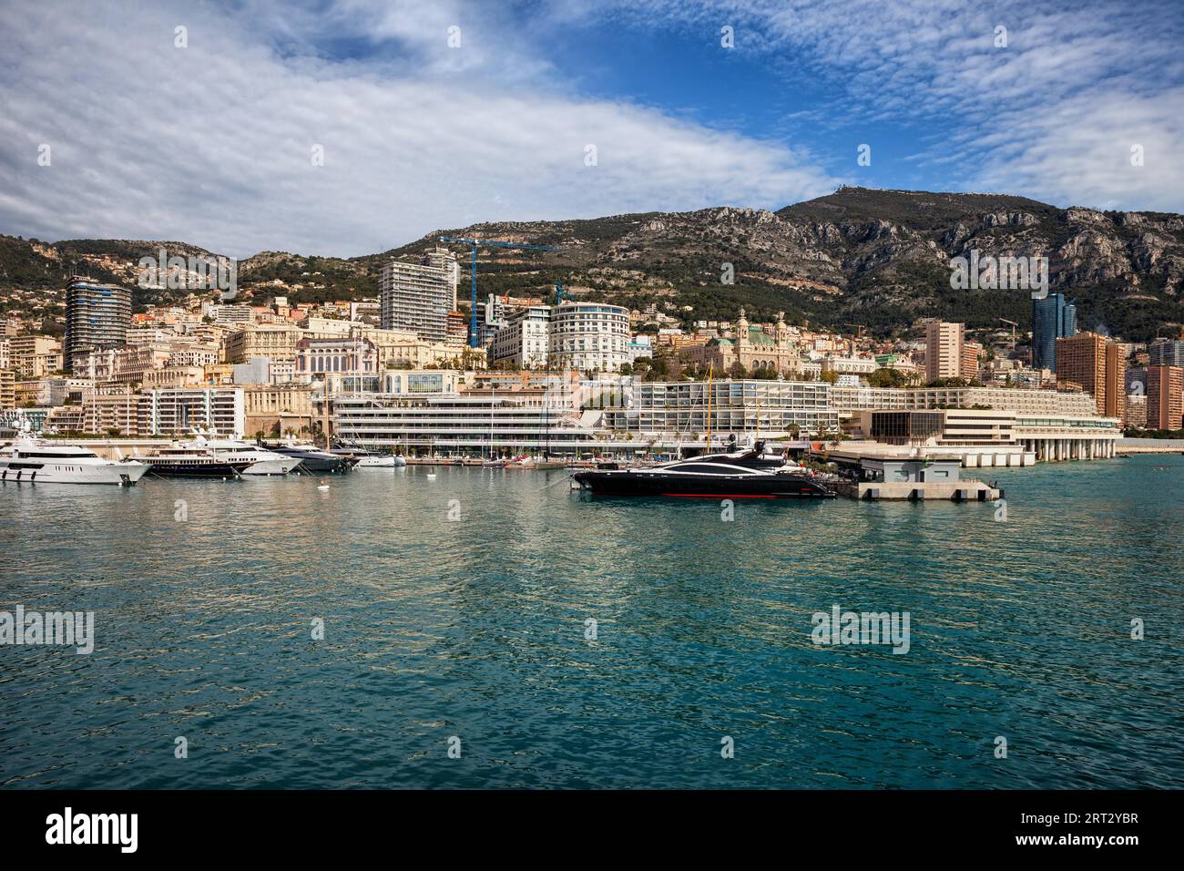 Coastal cityscape hi-res stock photography and images - Alamy