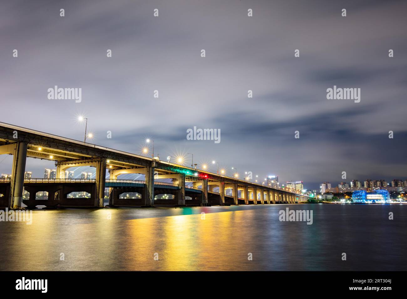 Banpo bridge hi-res stock photography and images - Alamy
