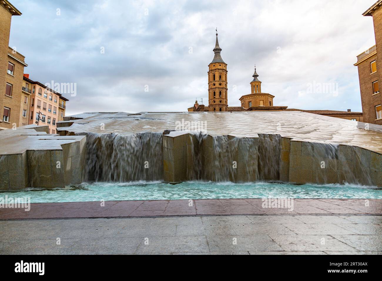 La Fuente del Hispanidad, the Spanish Fountain at Plaza del Pilar and ...