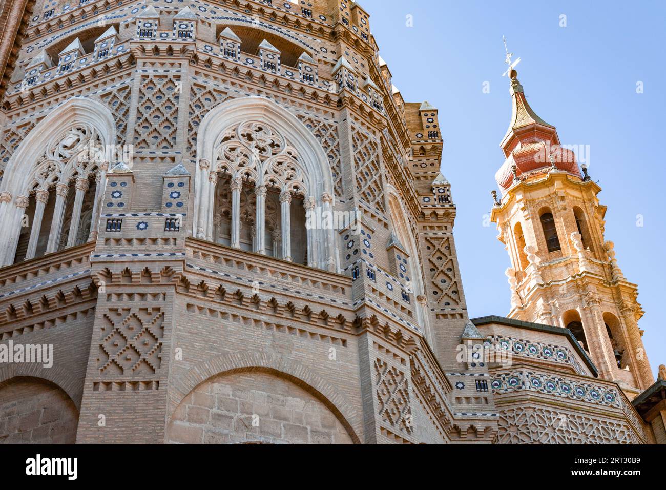 Basilica de san salvador hi-res stock photography and images - Alamy