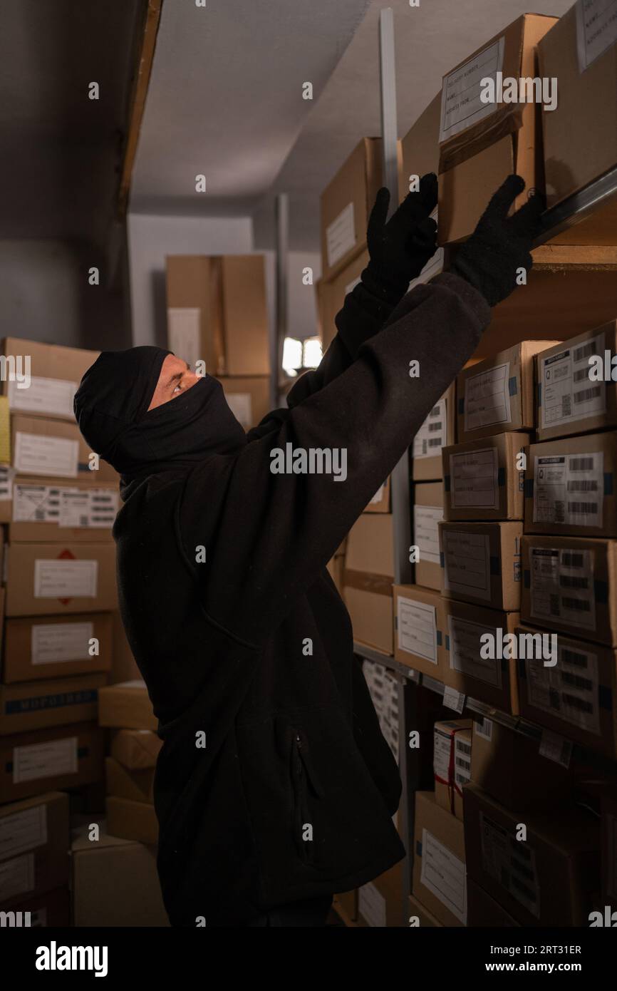 Dangerous goods box hi-res stock photography and images - Alamy