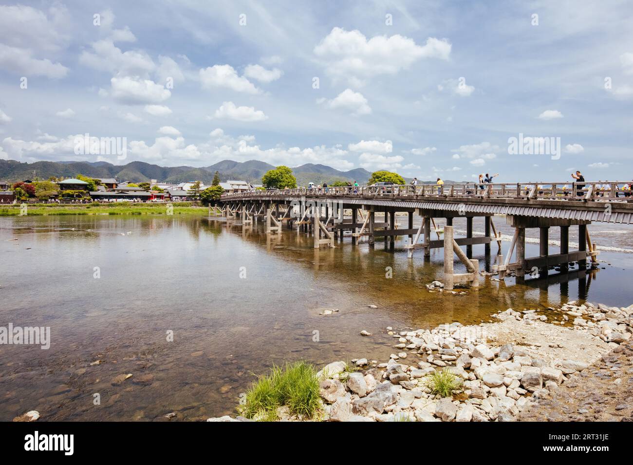 The Togetsu Bridge crossing over the Katsura River in Arashiyama ...