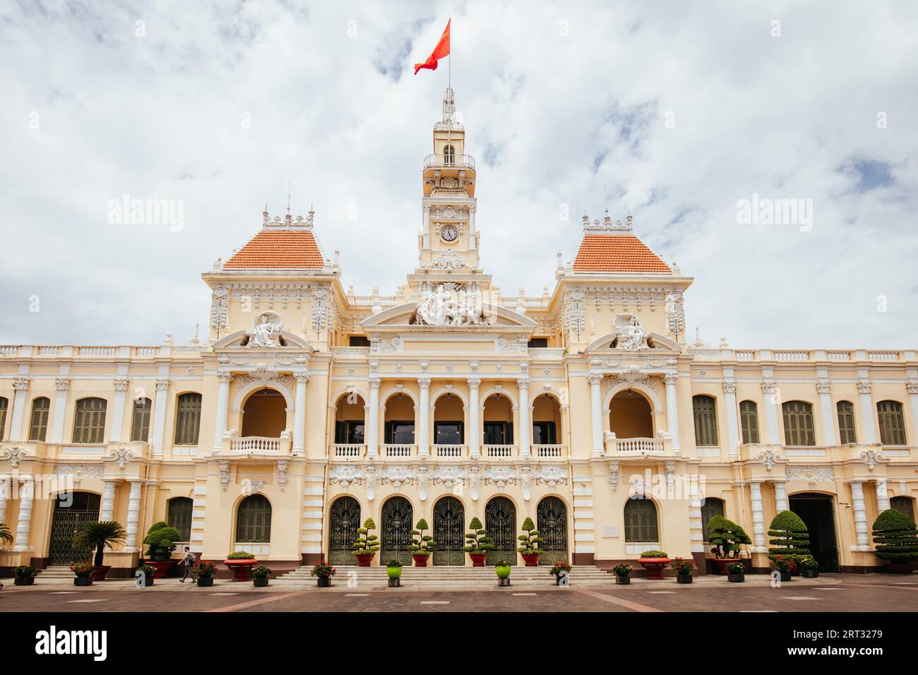 The Majestic People's Committee Building Saigon in Ho Chi Minh City ...