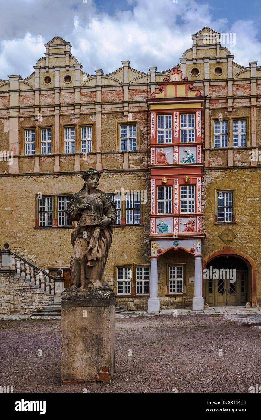 Renaissance balustrade hi-res stock photography and images - Alamy