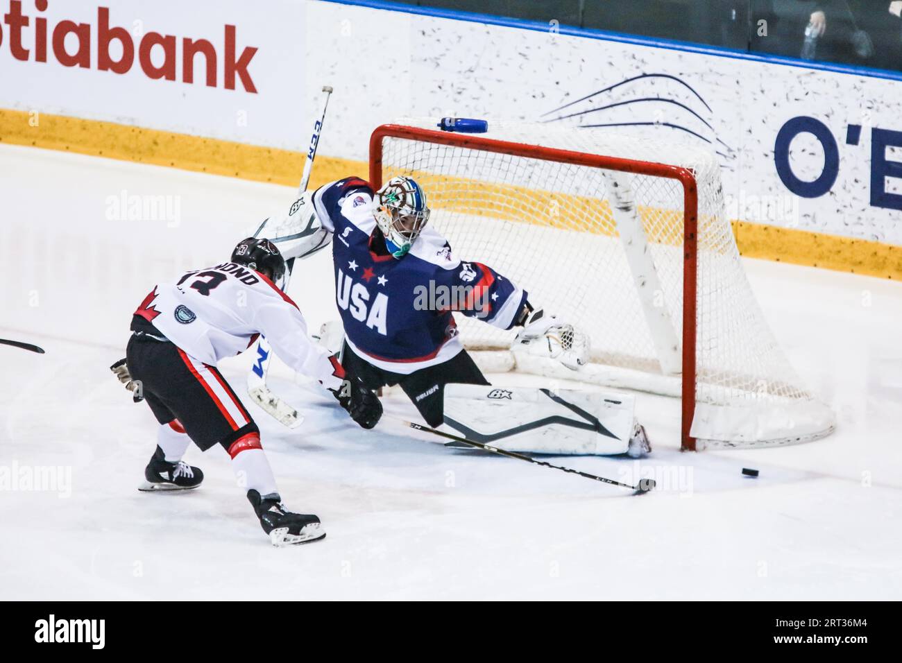 MELBOURNE, AUSTRALIA, JUNE 21: Max Strang of USA defends against ...