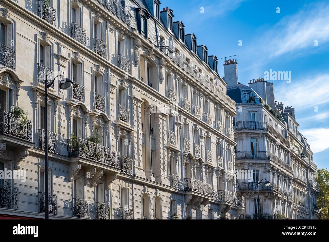 Paris, beautiful facade in the 7e arrondissement, rue de Solferino ...
