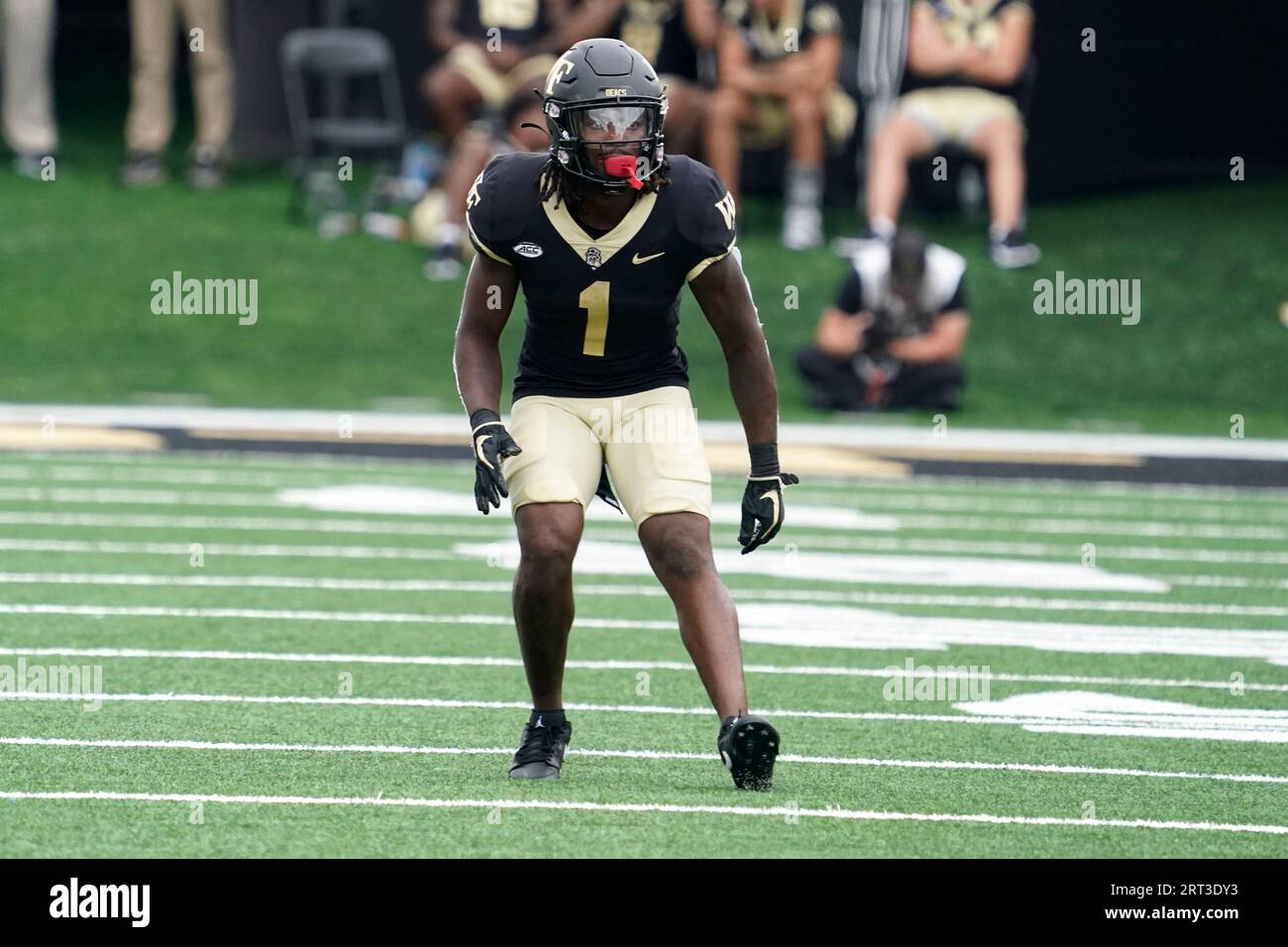 Wake Forest defensive back Caelen Carson (1) lines up against ...