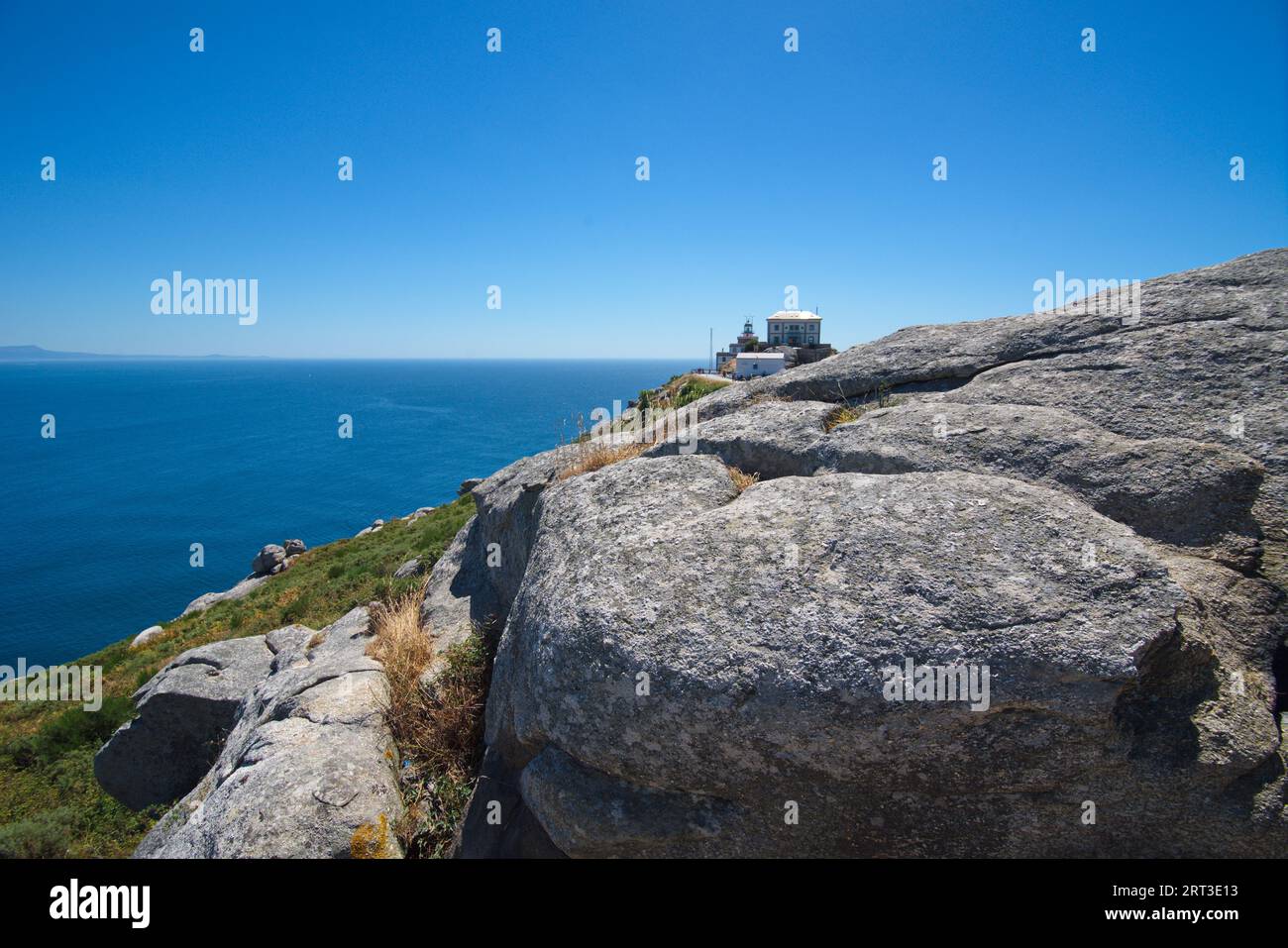 Finisterre cape lighthouse. Faro del cabo de Finisterre Stock Photo - Alamy