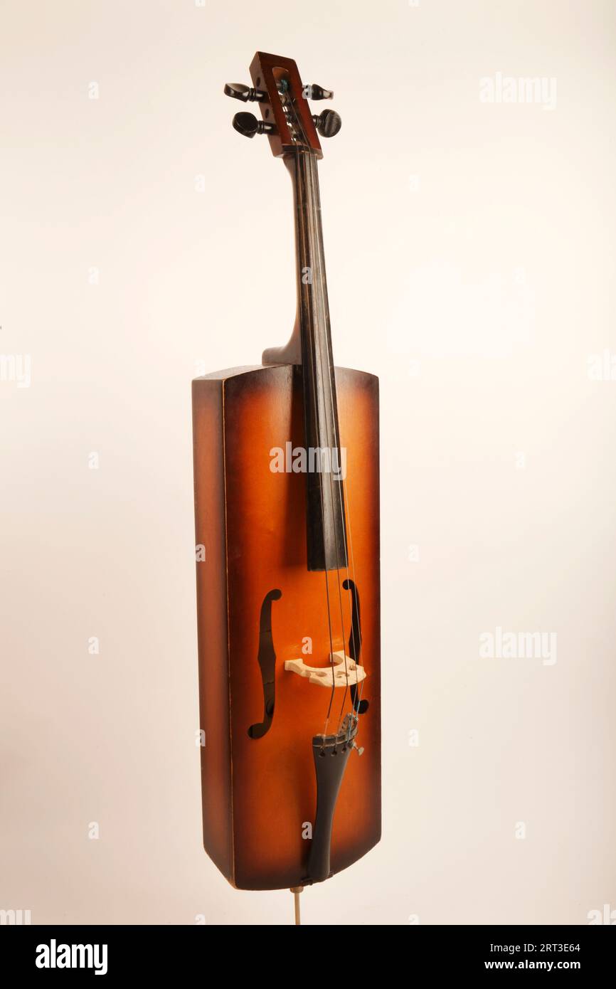 Porta cello hi-res stock photography and images - Alamy