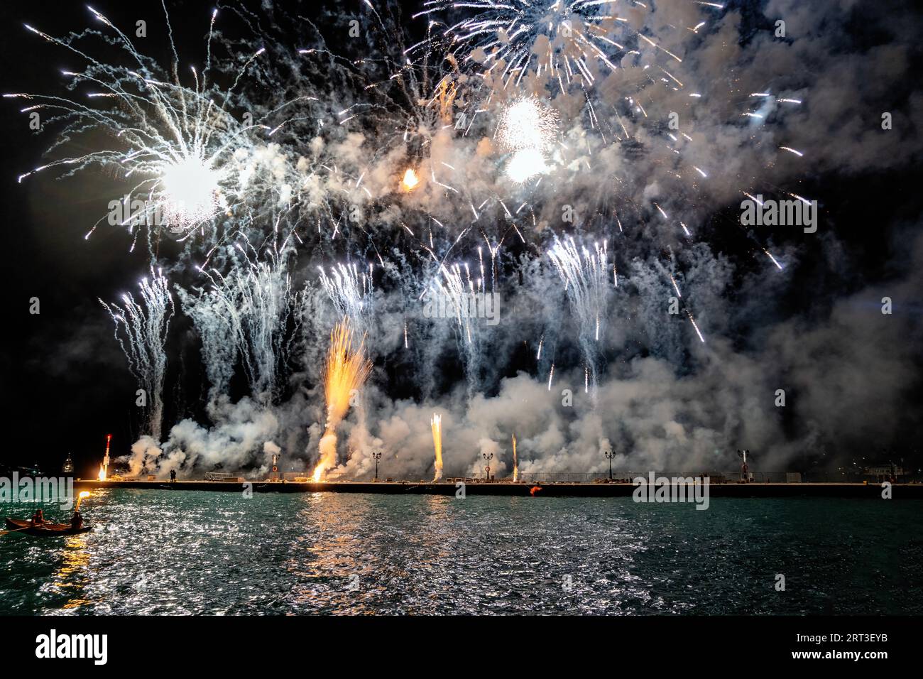 Spectacular fireworks during the annual anniversary of Armata in ...